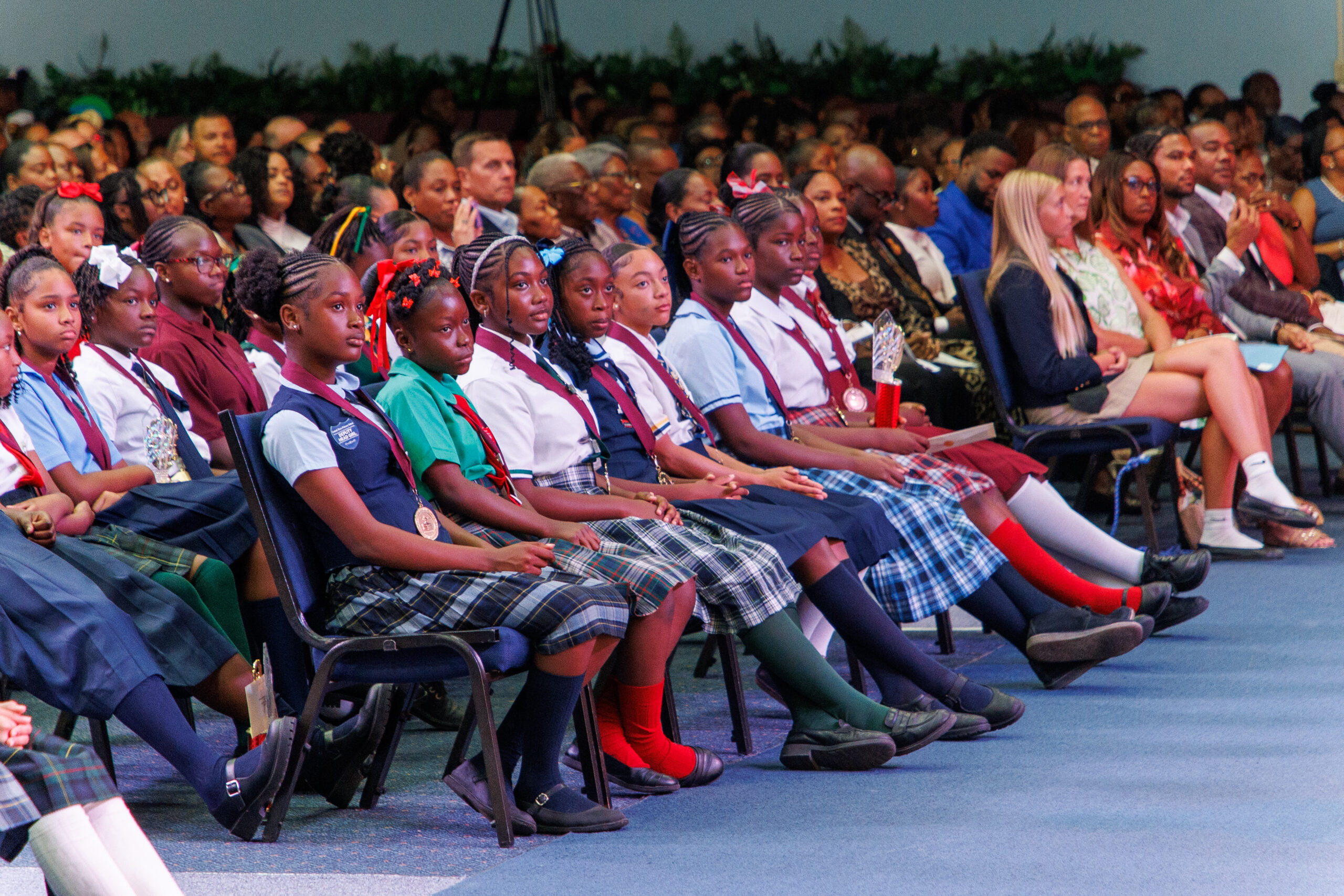 Colina presents $4,000 scholarship to The Bahamas Primary School ...